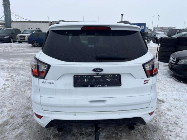 Balts Ford Kuga 2017 Marijampole, ar dzinēja tilpumu 2.00 L un nobraukumu 232 tūkst. km par 10950 €, foto 6 vietnē AUTOMOTO.COM.LV