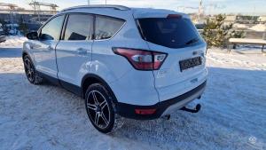 White Ford Kuga 2017 in Siauliai, with an engine capacity of 1.50 L and mileage of 230 thousand km for 10900 €, photo 4 on AUTOMOTO.COM.LV