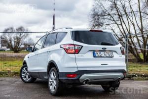 White Ford Kuga 2017 in Riga, with an engine capacity of 1.50 L and mileage of 165 thousand km for 11990 €, photo 7 on AUTOMOTO.COM.LV