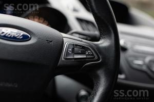 White Ford Kuga 2017 in Riga, with an engine capacity of 1.50 L and mileage of 165 thousand km for 11990 €, photo 15 on AUTOMOTO.COM.LV