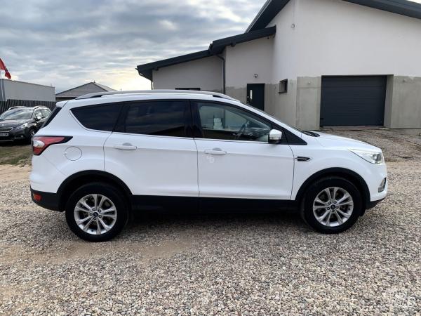 White Ford Kuga 2017 in Vilnius, with an engine capacity of 1.50 L and mileage of 192 thousand km for 9850 €, photo 6 on AUTOMOTO.COM.LV