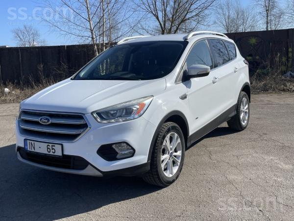 White Ford Kuga 2017 in Riga, with an engine capacity of 2.00 L and mileage of 0 thousand km for 9300 €, photo 9 on AUTOMOTO.COM.LV