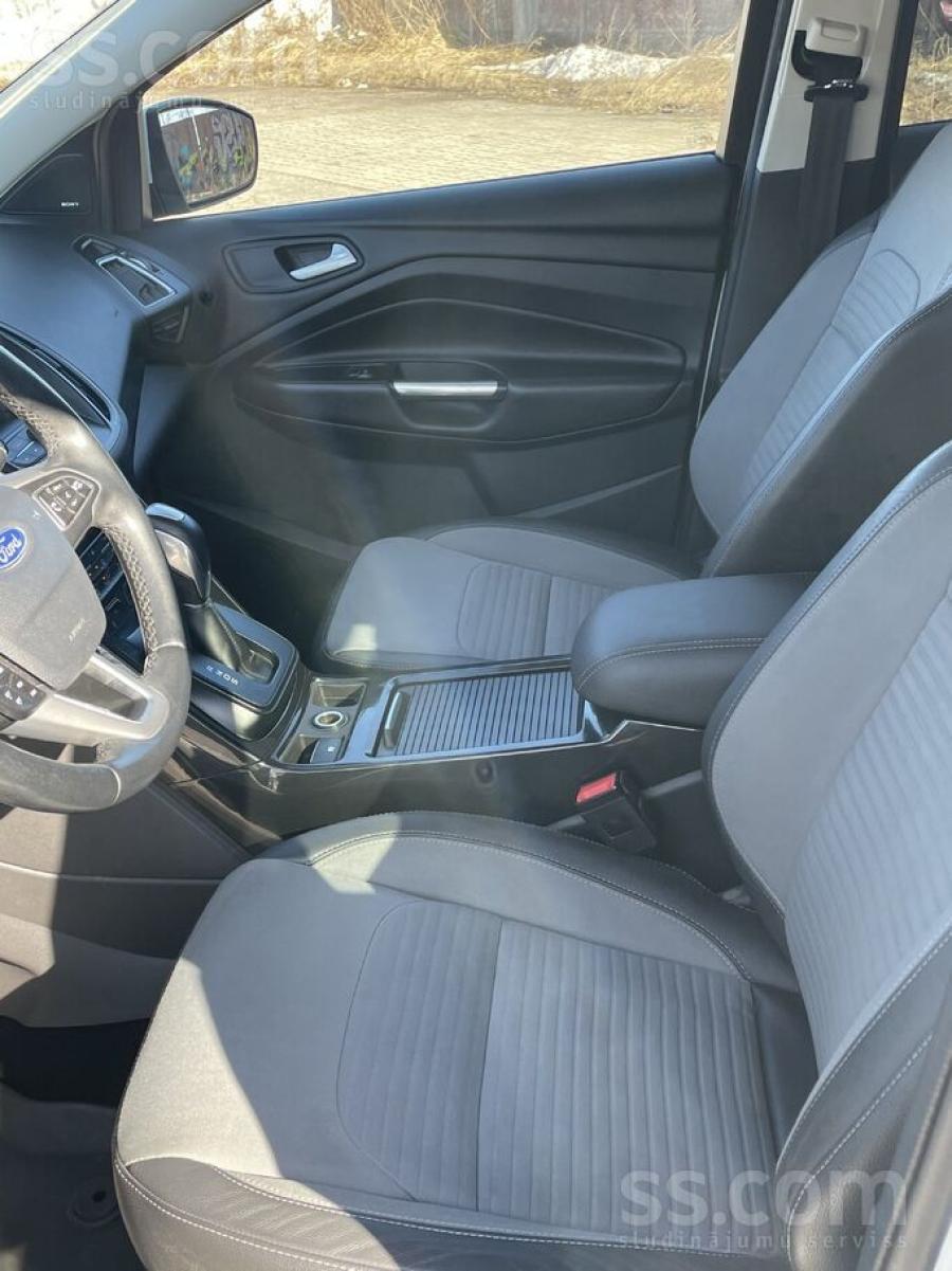Balts Ford Kuga 2017 Rīga, ar dzinēja tilpumu 2.00 L un nobraukumu 0 tūkst. km par 9300 €, foto 11 vietnē AUTOMOTO.COM.LV