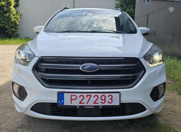 White Ford Kuga 2017 in Kaunas, with an engine capacity of 1.50 L and mileage of 213 thousand km for 9250 €, photo 2 on AUTOMOTO.COM.LV