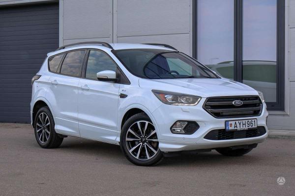 Balts Ford Kuga 2017 Kauņa, ar dzinēja tilpumu 2.00 L un nobraukumu 233 tūkst. km par 11900 €, foto 1 vietnē AUTOMOTO.COM.LV