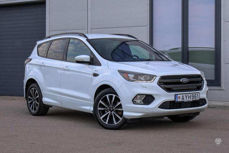 Balts Ford Kuga 2017 Kauņa, ar dzinēja tilpumu 2.00 L un nobraukumu 233 tūkst. km par 11900 €, foto 1 vietnē AUTOMOTO.COM.LV