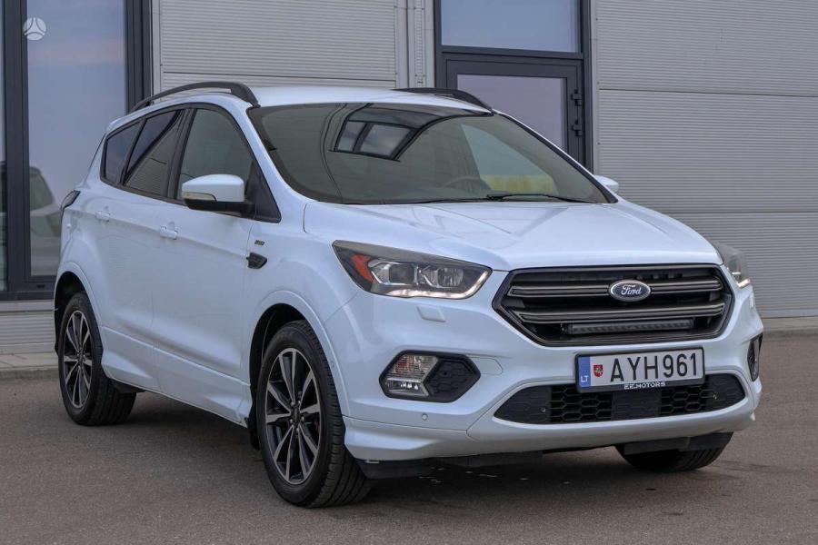 Balts Ford Kuga 2017 Kauņa, ar dzinēja tilpumu 2.00 L un nobraukumu 233 tūkst. km par 11900 €, foto 3 vietnē AUTOMOTO.COM.LV