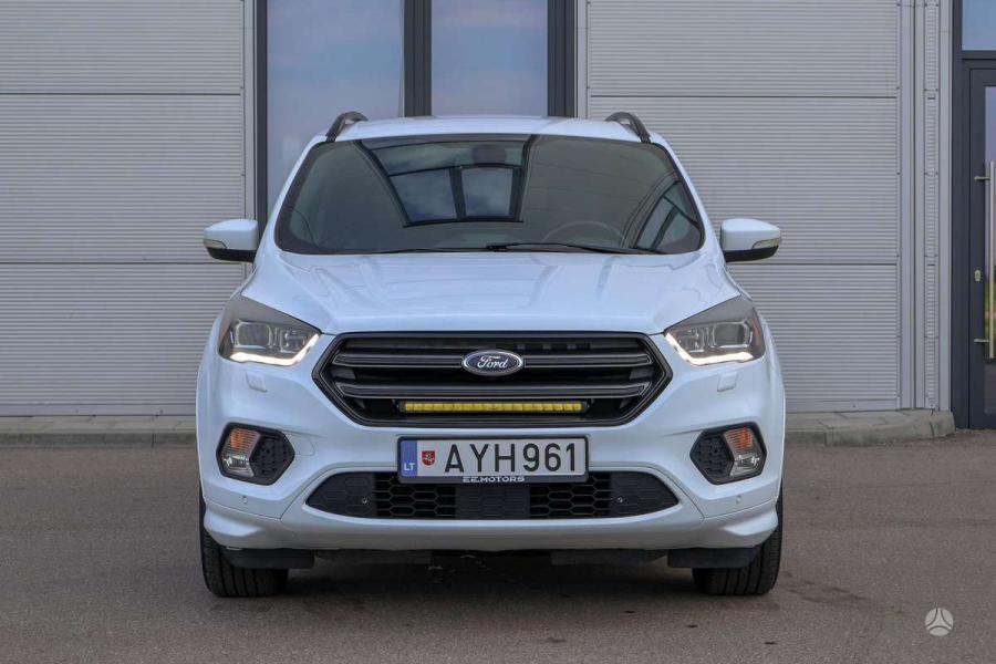 Balts Ford Kuga 2017 Kauņa, ar dzinēja tilpumu 2.00 L un nobraukumu 233 tūkst. km par 11900 €, foto 4 vietnē AUTOMOTO.COM.LV