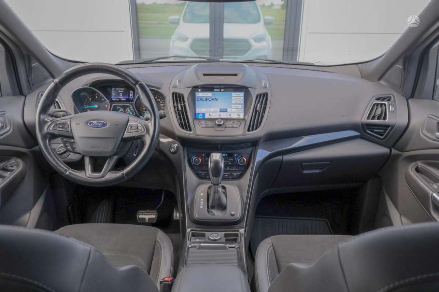 Balts Ford Kuga 2017 Kauņa, ar dzinēja tilpumu 2.00 L un nobraukumu 233 tūkst. km par 11900 €, foto 9 vietnē AUTOMOTO.COM.LV