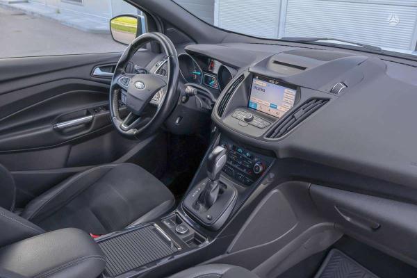 Balts Ford Kuga 2017 Kauņa, ar dzinēja tilpumu 2.00 L un nobraukumu 233 tūkst. km par 11900 €, foto 10 vietnē AUTOMOTO.COM.LV