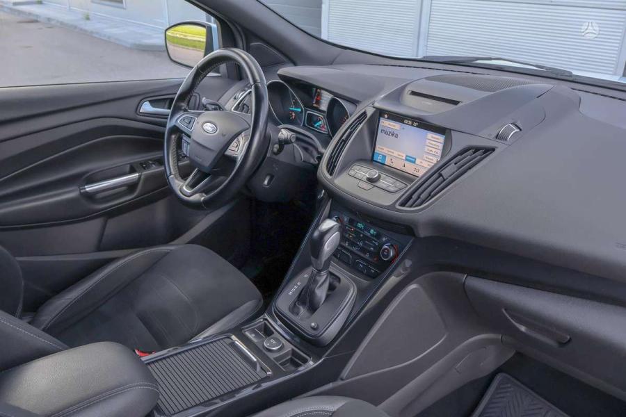 Balts Ford Kuga 2017 Kauņa, ar dzinēja tilpumu 2.00 L un nobraukumu 233 tūkst. km par 11900 €, foto 11 vietnē AUTOMOTO.COM.LV
