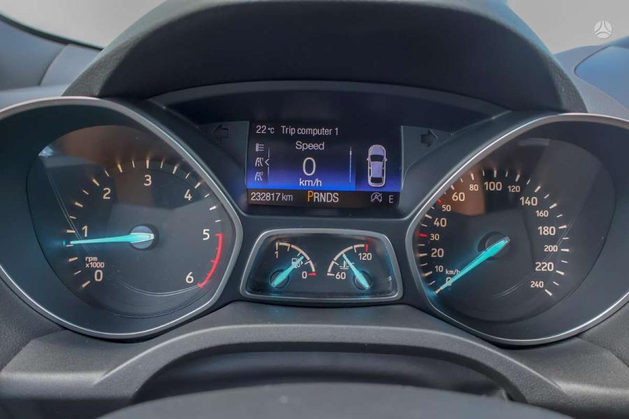 Balts Ford Kuga 2017 Kauņa, ar dzinēja tilpumu 2.00 L un nobraukumu 233 tūkst. km par 11900 €, foto 14 vietnē AUTOMOTO.COM.LV