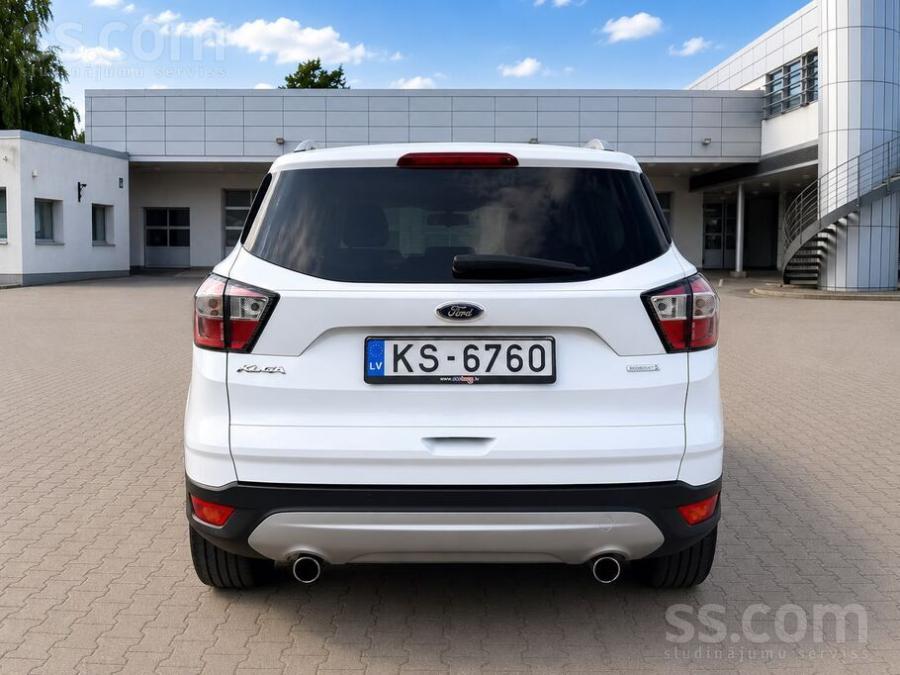 Balts Ford Kuga 2017 Rīga, ar dzinēja tilpumu 1.50 L un nobraukumu 165 tūkst. km par 10300 €, foto 5 vietnē AUTOMOTO.COM.LV