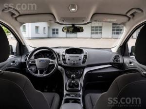 Balts Ford Kuga 2017 Rīga, ar dzinēja tilpumu 1.50 L un nobraukumu 165 tūkst. km par 10300 €, foto 6 vietnē AUTOMOTO.COM.LV