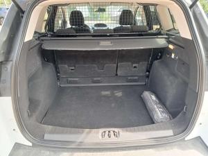 White Ford Kuga 2017 in Kelme, with an engine capacity of 1.50 L and mileage of 159 thousand km for 7200 €, photo 15 on AUTOMOTO.COM.LV