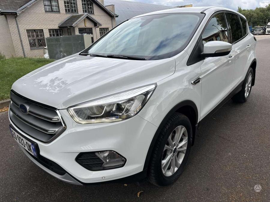Balts Ford Kuga 2017 Tauragė, ar dzinēja tilpumu 1.50 L un nobraukumu 115 tūkst. km par 9500 €, foto 1 vietnē AUTOMOTO.COM.LV
