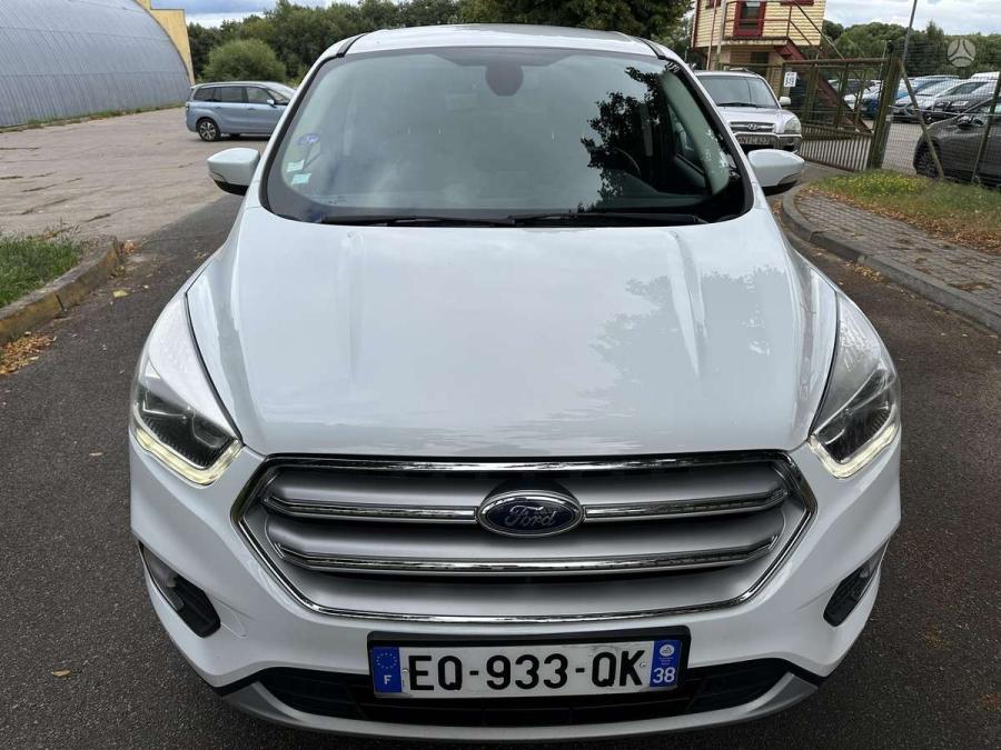 Balts Ford Kuga 2017 Tauragė, ar dzinēja tilpumu 1.50 L un nobraukumu 115 tūkst. km par 9500 €, foto 3 vietnē AUTOMOTO.COM.LV