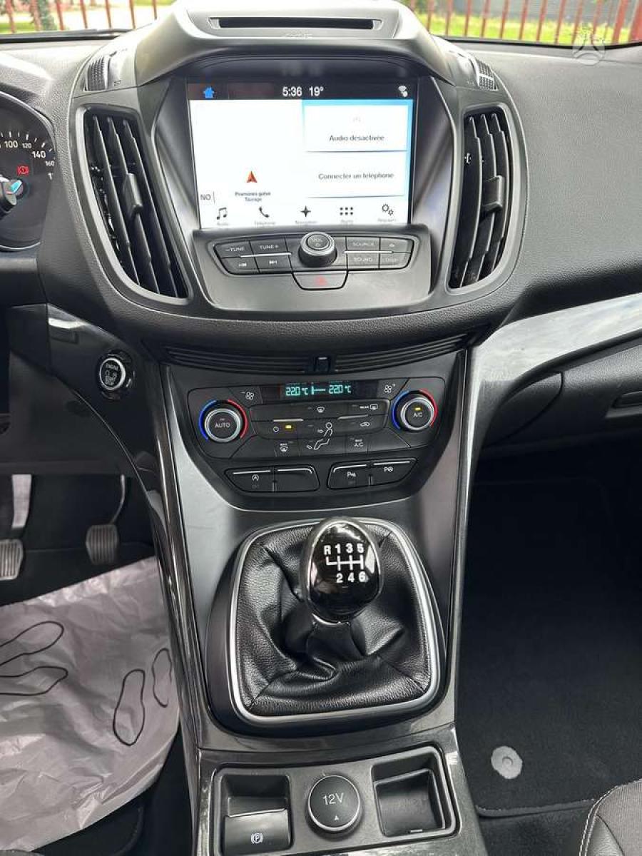 Balts Ford Kuga 2017 Tauragė, ar dzinēja tilpumu 1.50 L un nobraukumu 115 tūkst. km par 9500 €, foto 13 vietnē AUTOMOTO.COM.LV