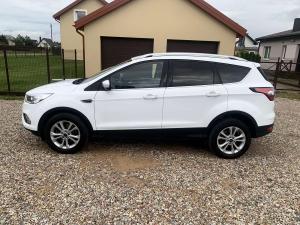 White Ford Kuga 2017 in Vilnius, with an engine capacity of 1.50 L and mileage of 192 thousand km for 8450 €, photo 3 on AUTOMOTO.COM.LV