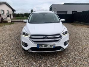 White Ford Kuga 2017 in Vilnius, with an engine capacity of 1.50 L and mileage of 192 thousand km for 8450 €, photo 5 on AUTOMOTO.COM.LV