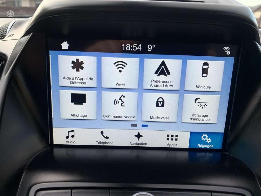 White Ford Kuga 2017 in Vilnius, with an engine capacity of 1.50 L and mileage of 192 thousand km for 8450 €, photo 18 on AUTOMOTO.COM.LV