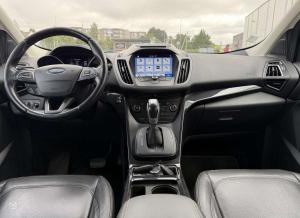 White Ford Kuga 2017 in Raseiniai, with an engine capacity of 2.00 L and mileage of 300 thousand km for 6499 €, photo 17 on AUTOMOTO.COM.LV