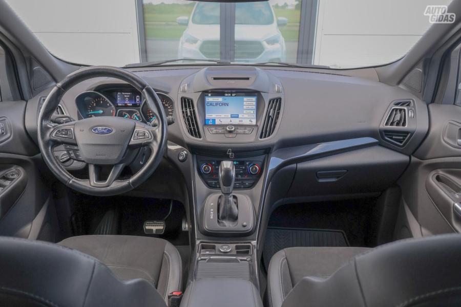 Balts Ford Kuga 2017 Kauņa, ar dzinēja tilpumu 2.00 L un nobraukumu 233 tūkst. km par 10500 €, foto 13 vietnē AUTOMOTO.COM.LV
