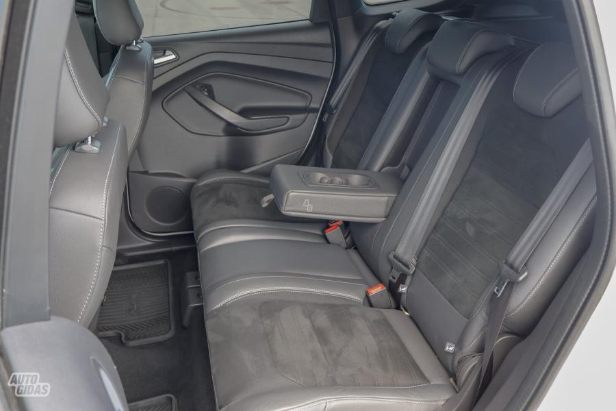 Balts Ford Kuga 2017 Kauņa, ar dzinēja tilpumu 2.00 L un nobraukumu 233 tūkst. km par 10500 €, foto 17 vietnē AUTOMOTO.COM.LV