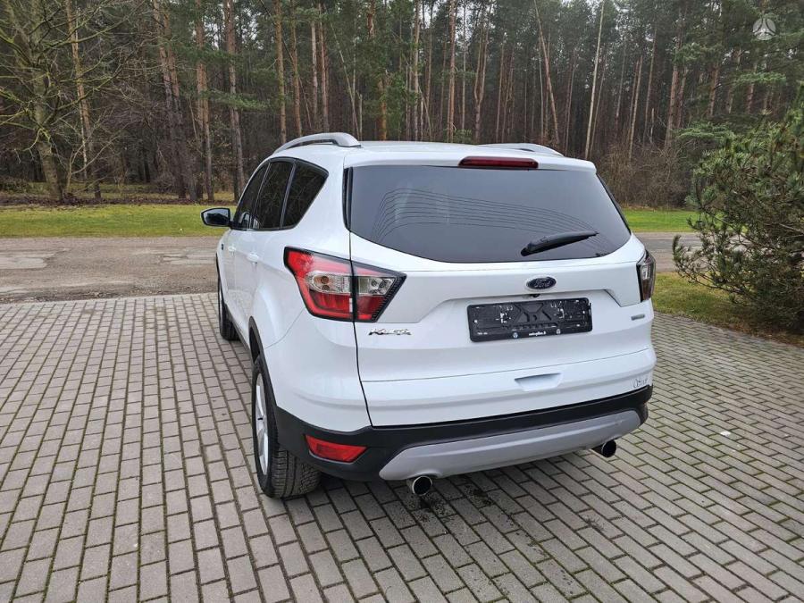 White Ford Kuga 2018 in Ukmerge, with an engine capacity of 1.50 L and mileage of 168 thousand km for 8900 €, photo 9 on AUTOMOTO.COM.LV