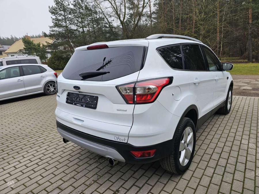 White Ford Kuga 2018 in Ukmerge, with an engine capacity of 1.50 L and mileage of 168 thousand km for 8900 €, photo 11 on AUTOMOTO.COM.LV
