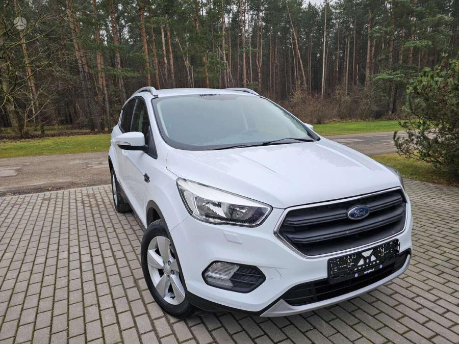 White Ford Kuga 2018 in Ukmerge, with an engine capacity of 1.50 L and mileage of 168 thousand km for 8900 €, photo 13 on AUTOMOTO.COM.LV
