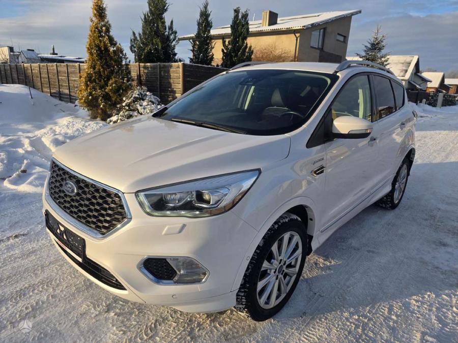 Balts Ford Kuga 2018 Šauļi, ar dzinēja tilpumu 1.50 L un nobraukumu 163 tūkst. km par 13550 €, foto 1 vietnē AUTOMOTO.COM.LV