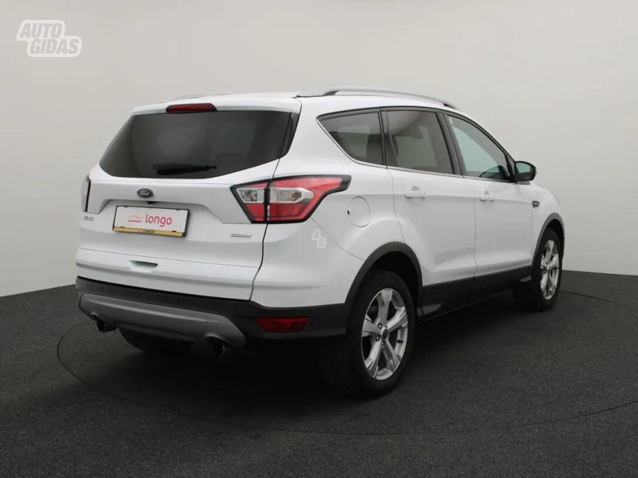 White Ford Kuga 2018 in Vilnius, with an engine capacity of 1.50 L and mileage of 102 thousand km for 12599 €, photo 9 on AUTOMOTO.COM.LV