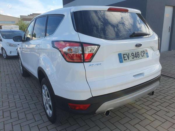 Balts Ford Kuga 2018 Tauragė, ar dzinēja tilpumu 1.50 L un nobraukumu 174 tūkst. km par 6950 €, foto 4 vietnē AUTOMOTO.COM.LV