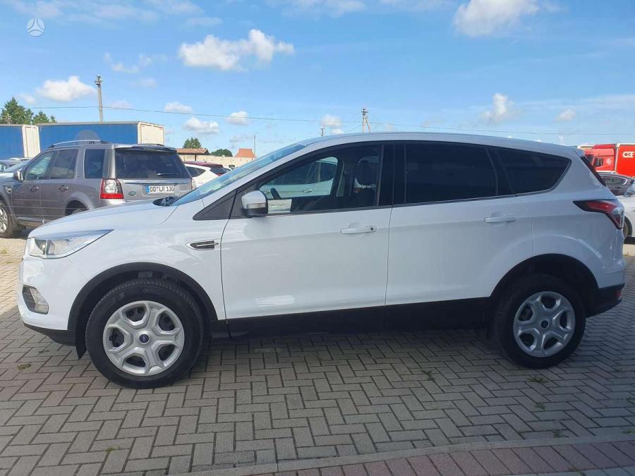White Ford Kuga 2018 in Taurage, with an engine capacity of 1.50 L and mileage of 174 thousand km for 6950 €, photo 6 on AUTOMOTO.COM.LV