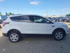 White Ford Kuga 2018 in Taurage, with an engine capacity of 1.50 L and mileage of 174 thousand km for 6950 €, photo 8 on AUTOMOTO.COM.LV