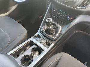 White Ford Kuga 2018 in Taurage, with an engine capacity of 1.50 L and mileage of 174 thousand km for 6950 €, photo 29 on AUTOMOTO.COM.LV