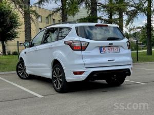 White Ford Kuga 2018 in Cesis, with an engine capacity of 2.00 L and mileage of 259 thousand km for 11500 €, photo 3 on AUTOMOTO.COM.LV