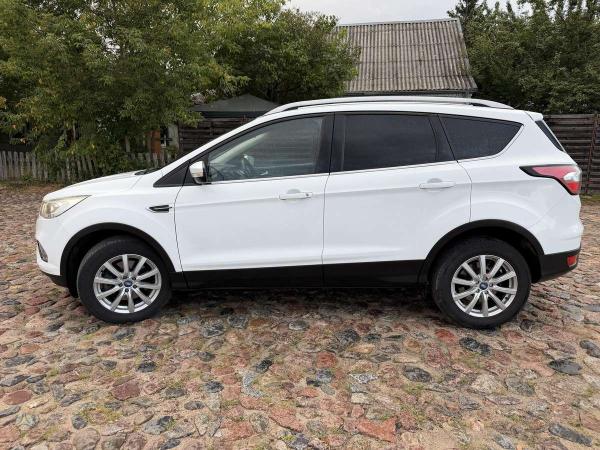 Ford Kuga 2018 Kauņa vietnē Balts Ford Kuga 2018 Kauņa, ar dzinēja tilpumu 2.00 L un nobraukumu 198 tūkst. km par 10499 €, foto 10 vietnē AUTOMOTO.COM.LV