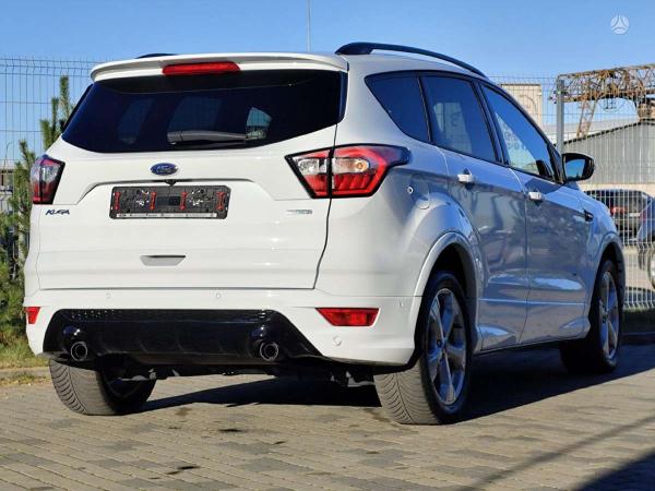 Balts Ford Kuga 2019 Šauļi, ar dzinēja tilpumu 1.50 L un nobraukumu 107 tūkst. km par 12900 €, foto 8 vietnē AUTOMOTO.COM.LV