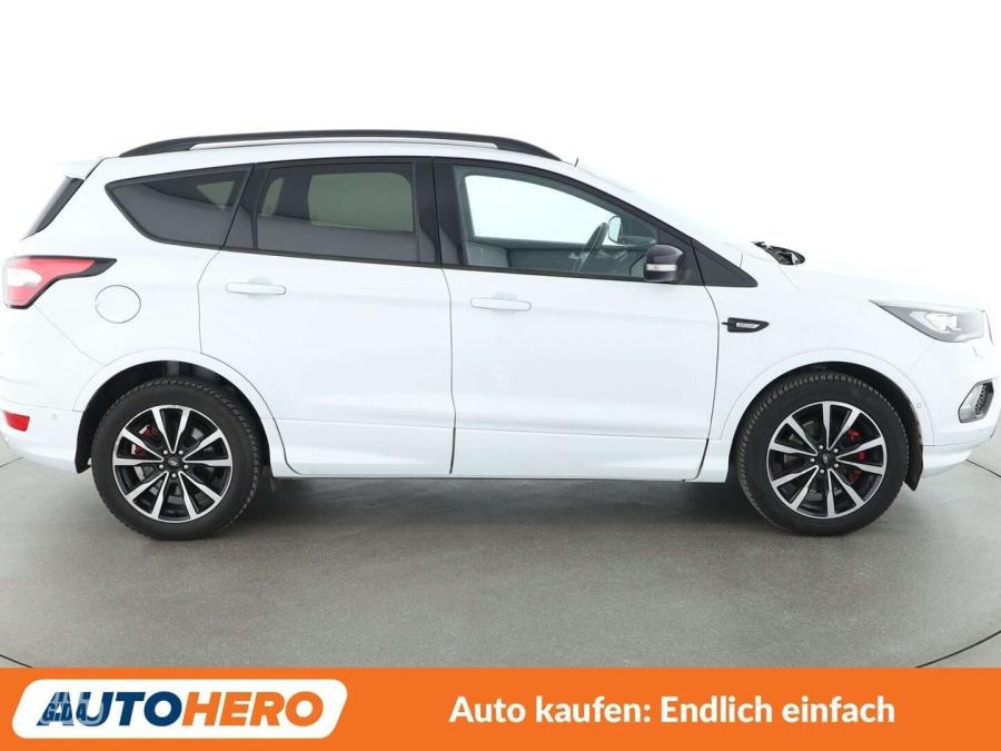 Balts Ford Kuga 2019 Kauņa, ar dzinēja tilpumu 2.00 L un nobraukumu 92 tūkst. km par 21875 €, foto 7 vietnē AUTOMOTO.COM.LV