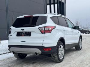 White Ford Kuga 2019 in Vilnius, with an engine capacity of 1.50 L and mileage of 72 thousand km for 14950 €, photo 5 on AUTOMOTO.COM.LV