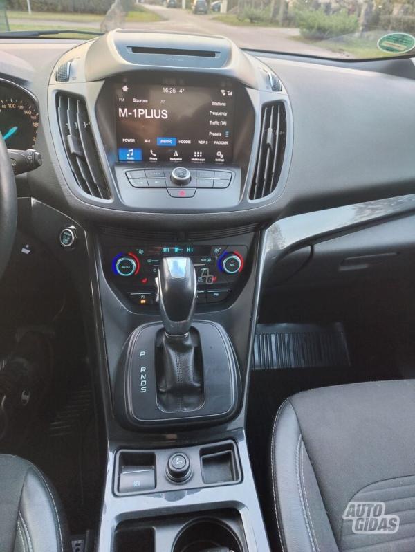 White Ford Kuga 2019 in Kaunas, with an engine capacity of 2.00 L and mileage of 202 thousand km for 13000 €, photo 9 on AUTOMOTO.COM.LV