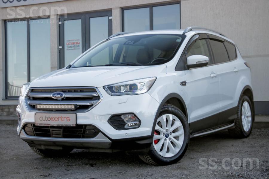 White Ford Kuga 2019 in Tukums, with an engine capacity of 2.00 L and mileage of 226 thousand km for 10998 €, photo 1 on AUTOMOTO.COM.LV