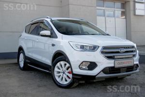 White Ford Kuga 2019 in Tukums, with an engine capacity of 2.00 L and mileage of 226 thousand km for 10998 €, photo 3 on AUTOMOTO.COM.LV