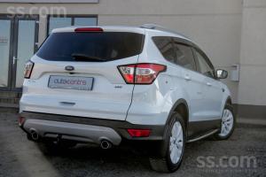 White Ford Kuga 2019 in Tukums, with an engine capacity of 2.00 L and mileage of 226 thousand km for 10998 €, photo 7 on AUTOMOTO.COM.LV