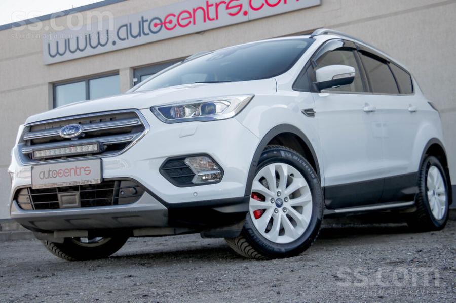 White Ford Kuga 2019 in Tukums, with an engine capacity of 2.00 L and mileage of 226 thousand km for 10998 €, photo 32 on AUTOMOTO.COM.LV
