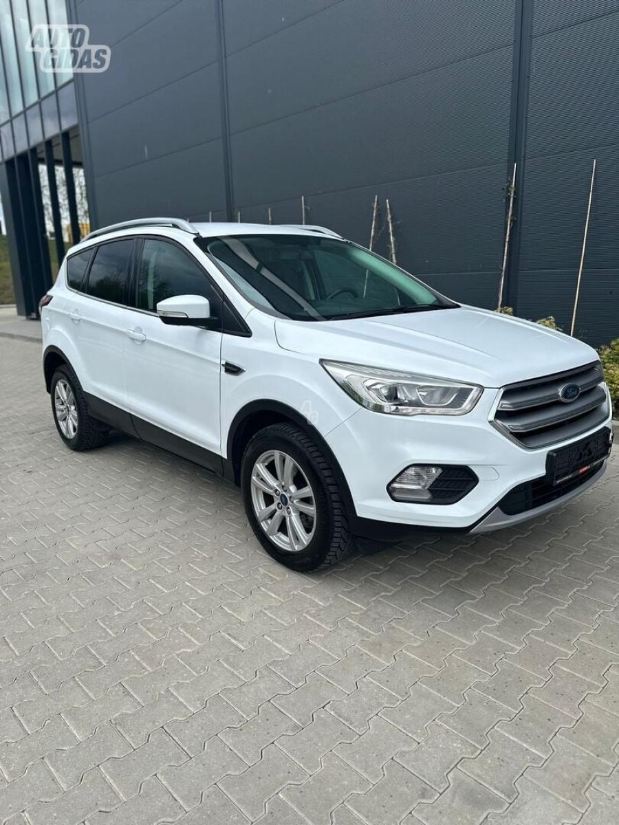 White Ford Kuga 2019 in Vilnius, with an engine capacity of 1.50 L and mileage of 72 thousand km for 11950 €, photo 3 on AUTOMOTO.COM.LV
