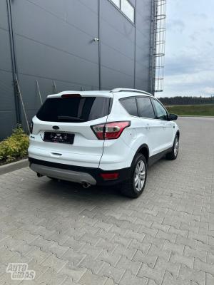 White Ford Kuga 2019 in Vilnius, with an engine capacity of 1.50 L and mileage of 72 thousand km for 11950 €, photo 8 on AUTOMOTO.COM.LV