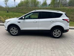 White Ford Kuga 2019 in Vilnius, with an engine capacity of 1.50 L and mileage of 72 thousand km for 11950 €, photo 9 on AUTOMOTO.COM.LV